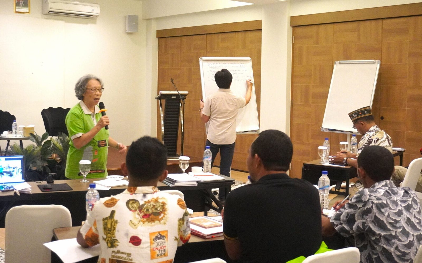 Beranda - Bintari Foundation